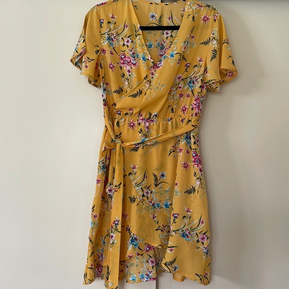 T.J.Maxx | Dresses | Tjmaxx Floral Wrap Dress | Poshmark